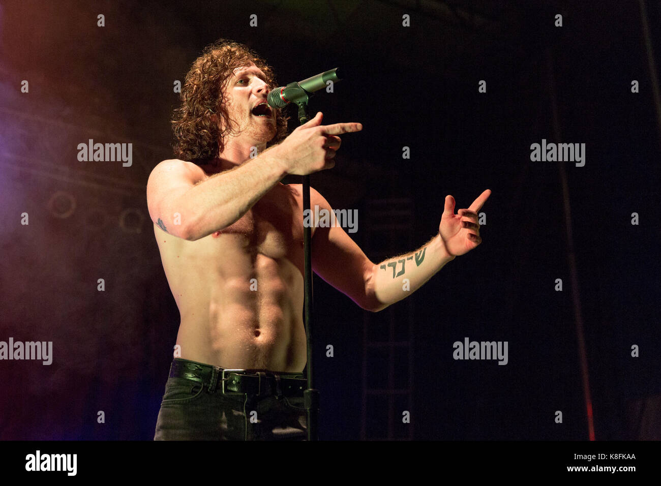 Chicago, Illinois, USA. 15th Sep, 2017. JONNY HAWKINS of Nothing More ...