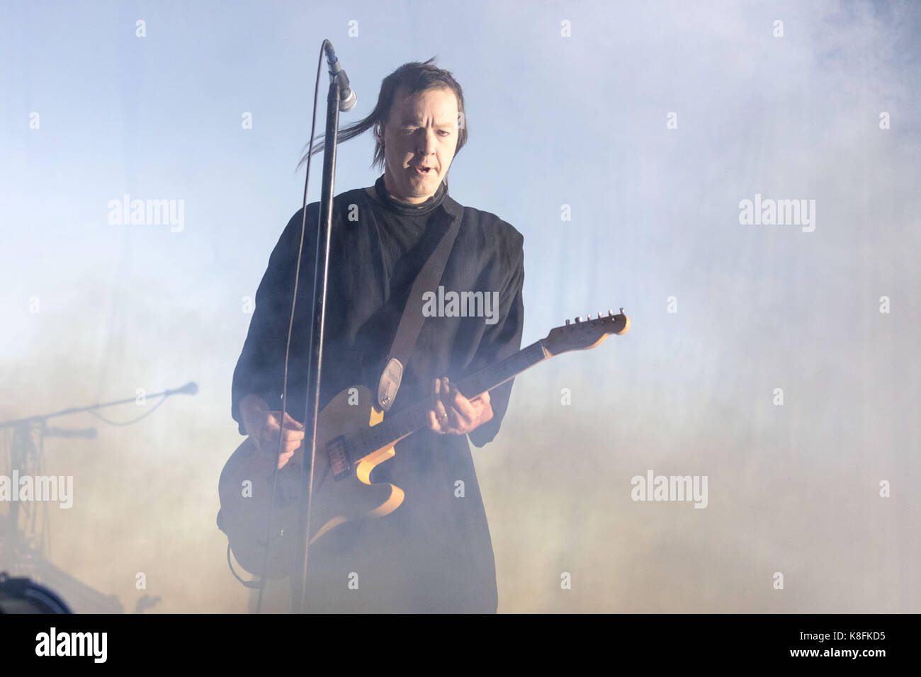 Robin finck hi-res stock photography and images - Alamy