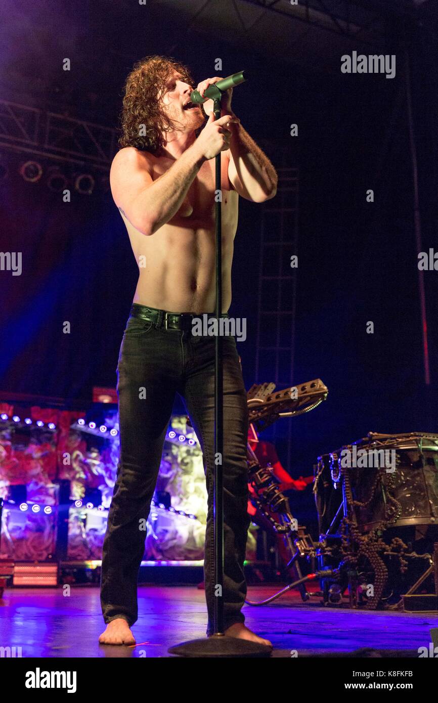 Chicago, Illinois, USA. 15th Sep, 2017. JONNY HAWKINS of Nothing More ...