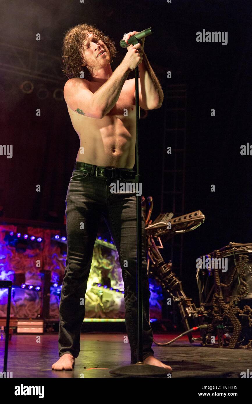 Chicago, Illinois, USA. 15th Sep, 2017. JONNY HAWKINS of Nothing More ...