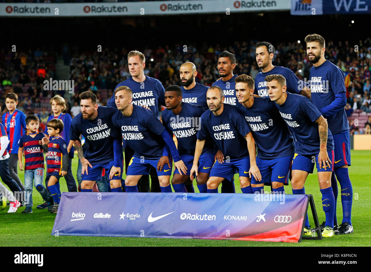 Barcelona, Spain. Credit: D. 19th Sep, 2017. Barcelona team group line ...