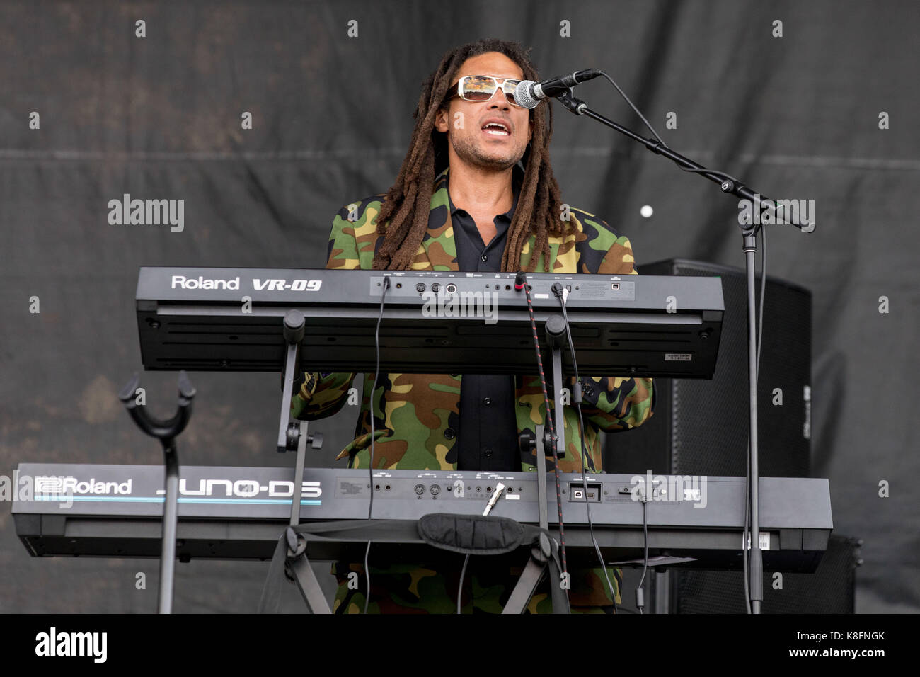 Paul Hampton The Skeletones