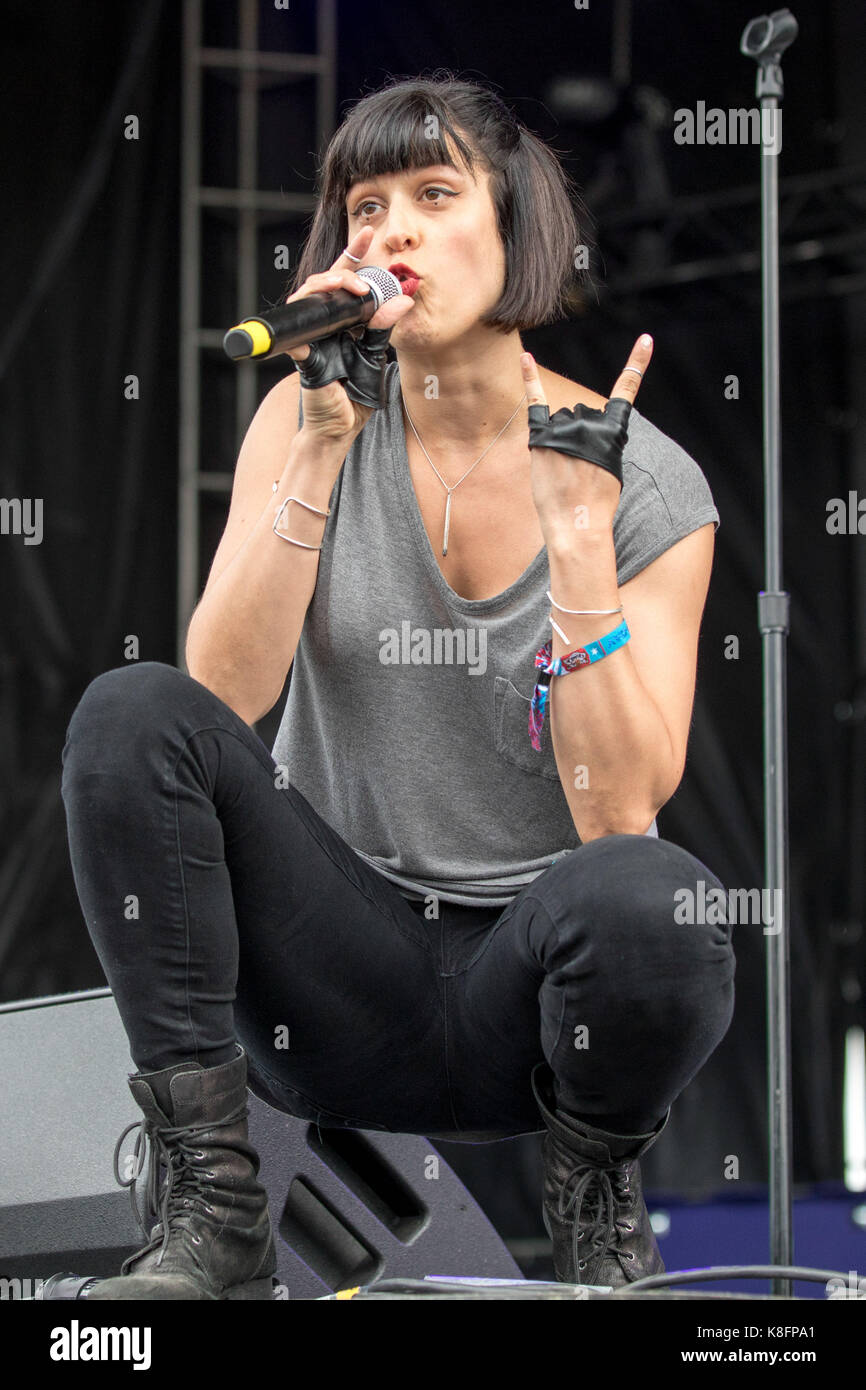 Chicago, Illinois, USA. 17th Sep, 2017. DESSA (MARGRET WANDER) during ...