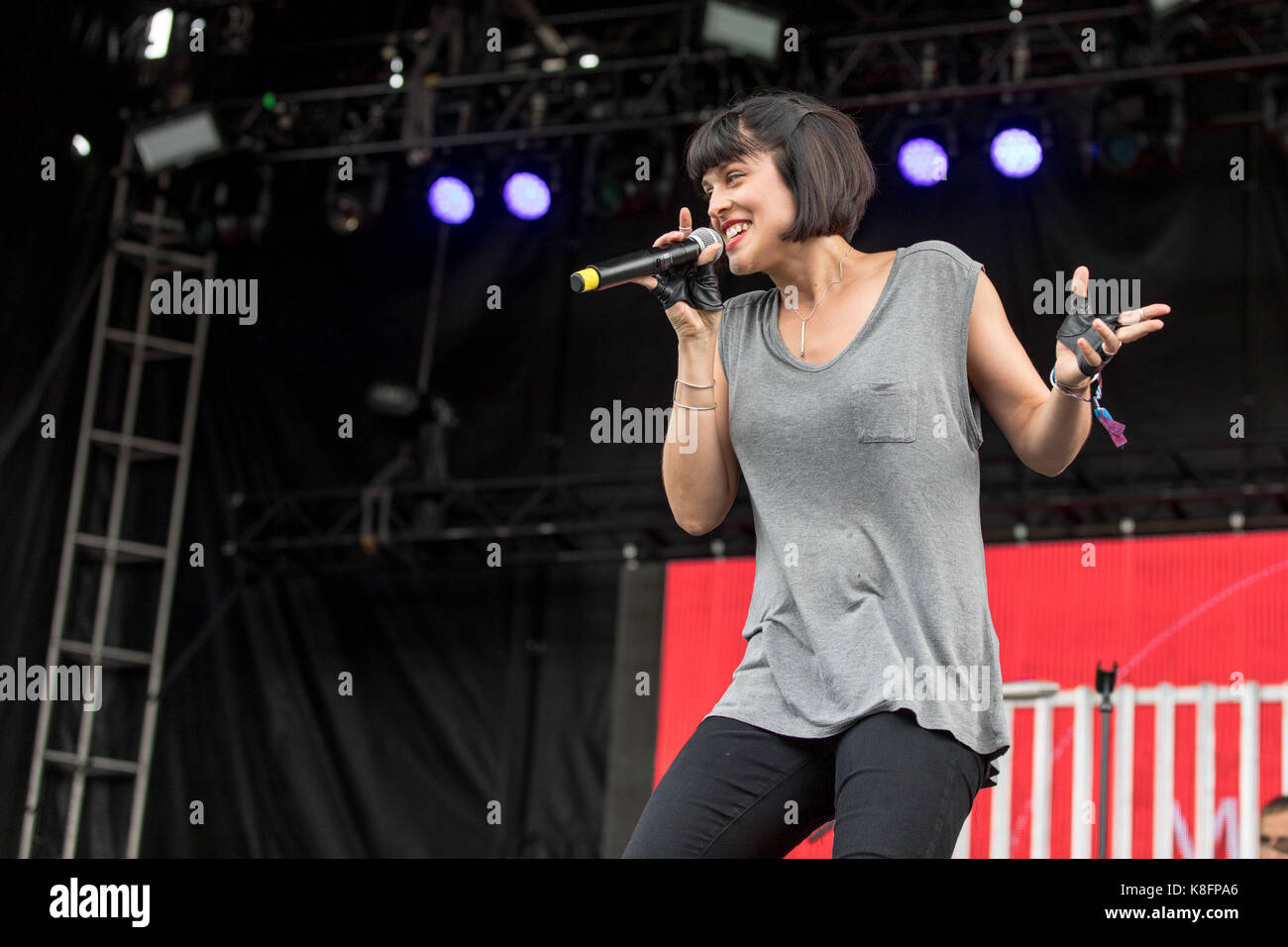 Chicago, Illinois, USA. 17th Sep, 2017. DESSA (MARGRET WANDER) during ...