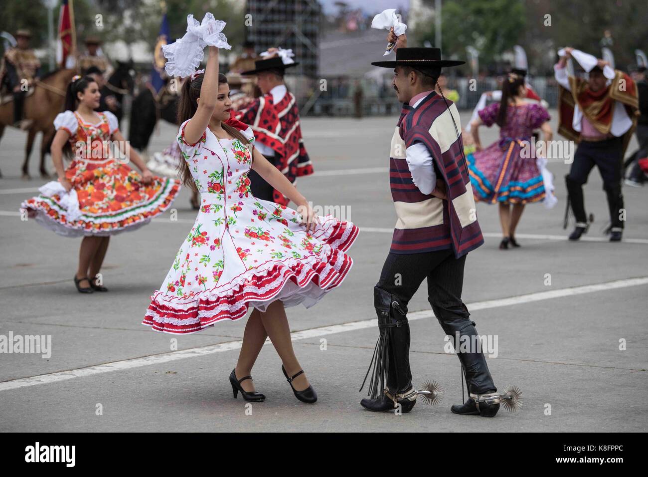 Santiago, Chile. 19th Sep, 2017. Citizens dance to celebrate the Day of ...