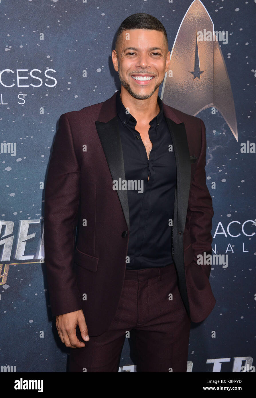 Los Angeles, USA. 19th Sep, 2017. Wilson Cruz arriving at the Star Trek ...