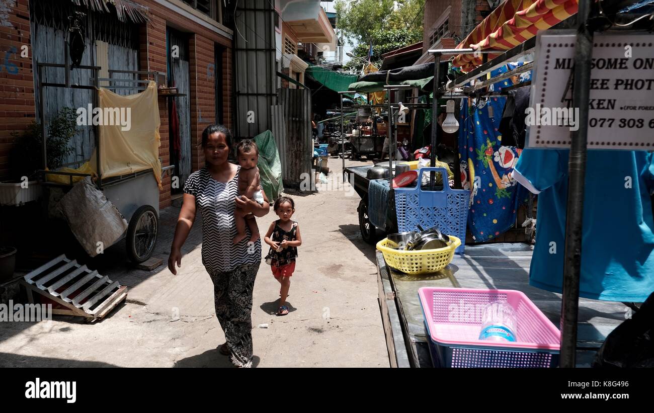 Poor People living in Wooden Shacks Poverty Ordered to Leave the Phnom ...