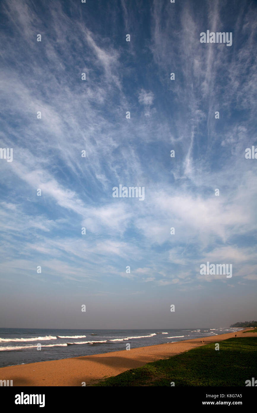 beach wadduwa western province sri lanka Stock Photo - Alamy