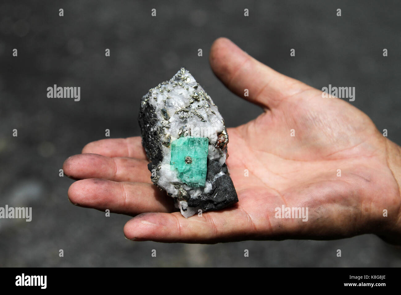 Emerald mining colombia hi-res stock photography and images - Alamy