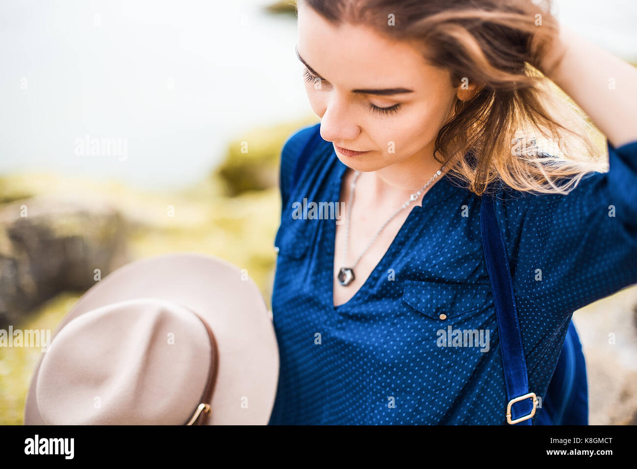 Coastal setting hi-res stock photography and images - Alamy