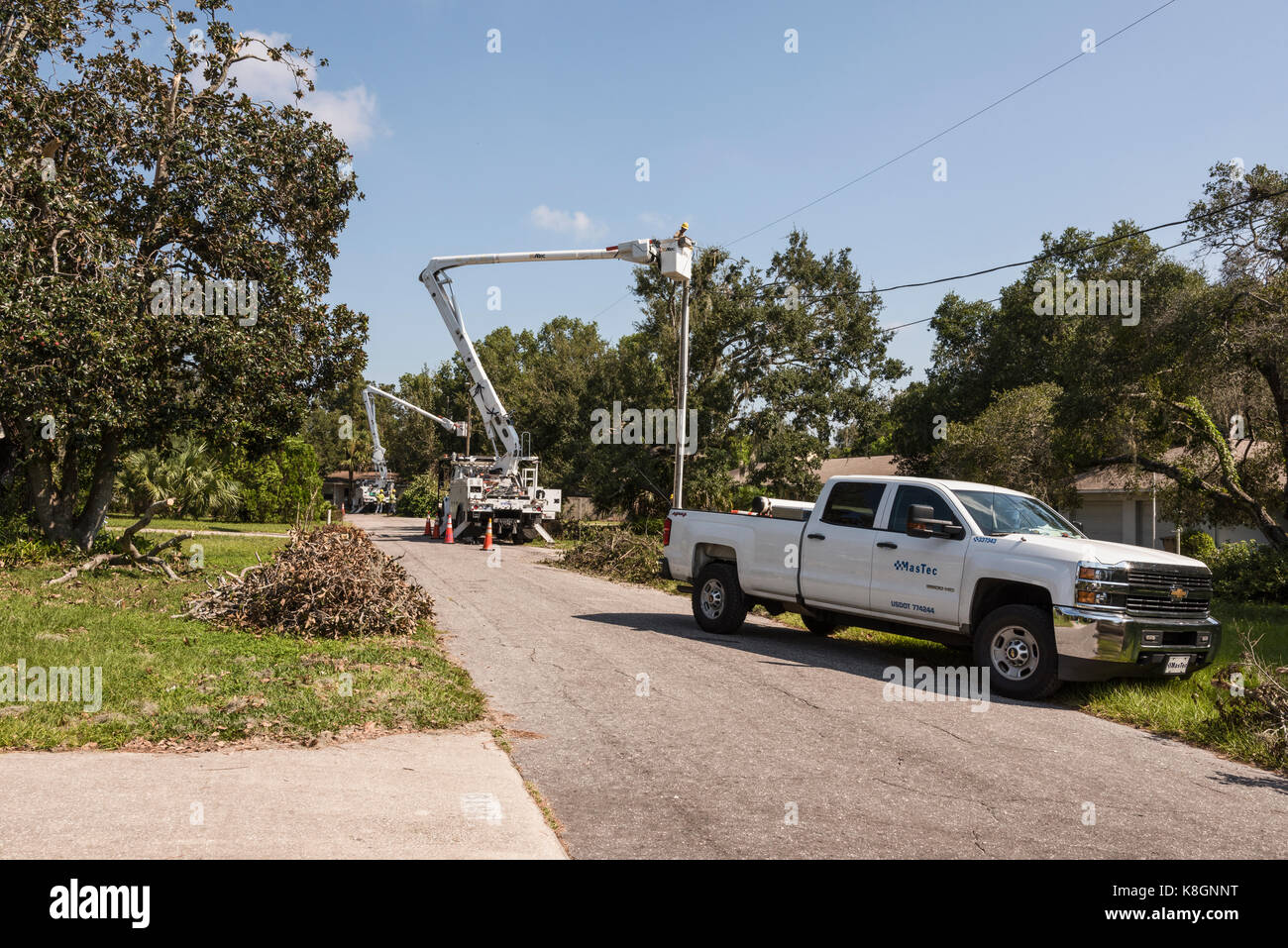 Duke energy truck hi-res stock photography and images - Alamy