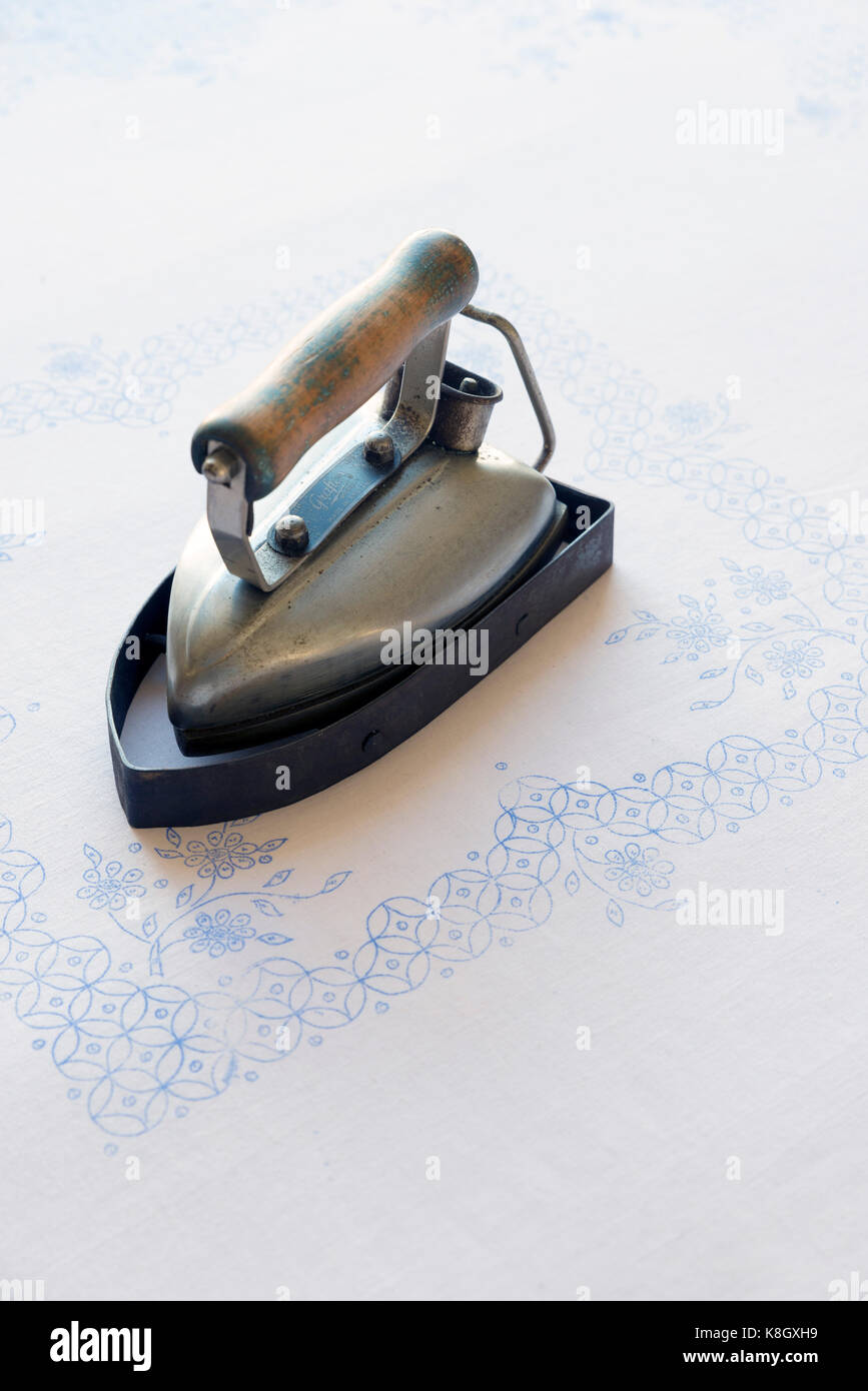 Embroidered tablecloth hi-res stock photography and images - Alamy
