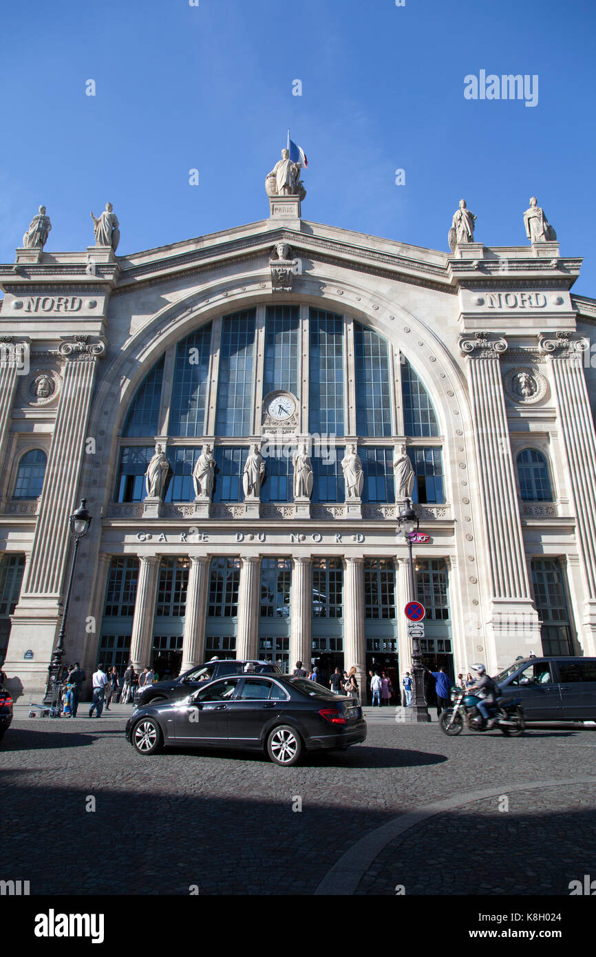 Train station gare du nord hi-res stock photography and images - Alamy