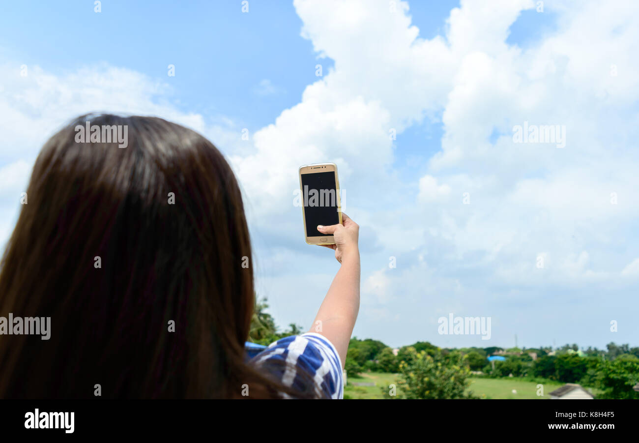 People clicking selfie hi-res stock photography and images - Alamy