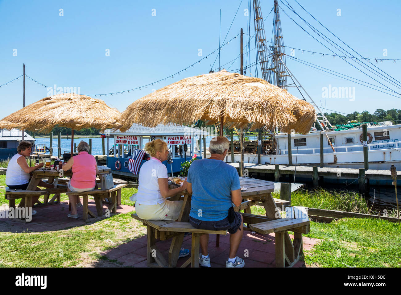 North Carolina,NC,Calabash,fishing town,seafood,regional cuisine,dining ...