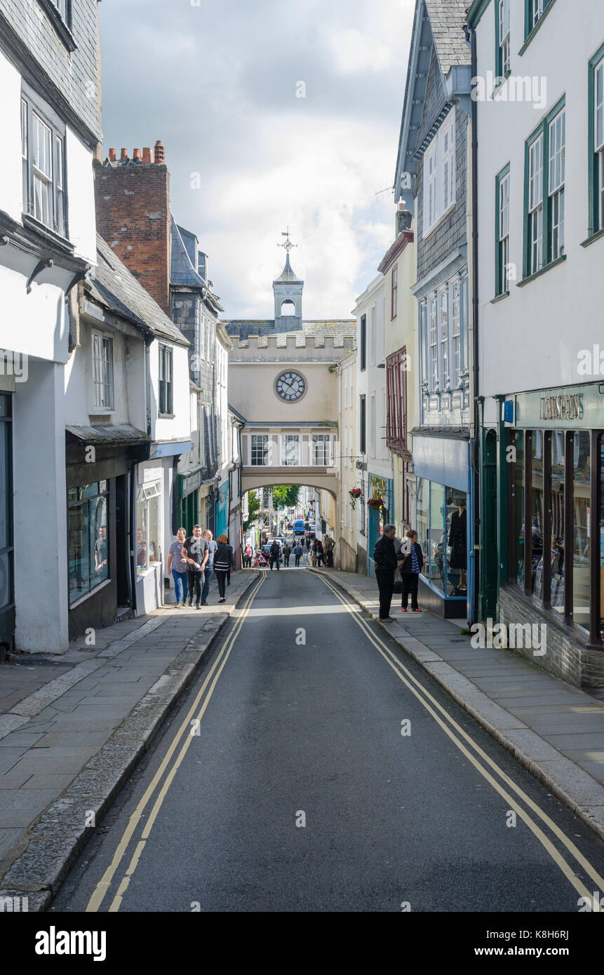 Shops in Fore Street in Totnes, Devon Stock Photo - Alamy