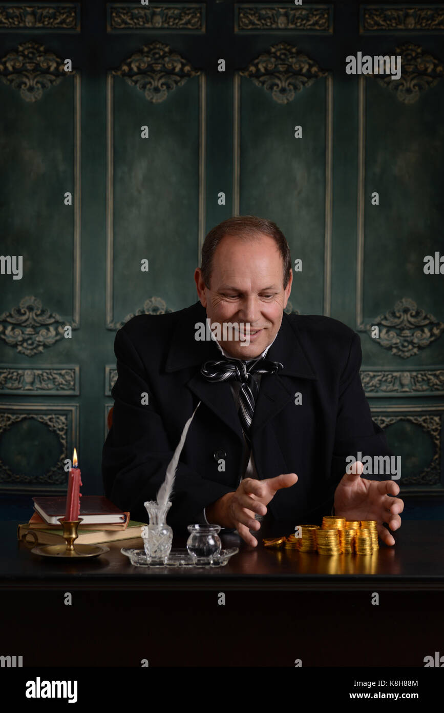 Counting coins historic hi-res stock photography and images - Alamy