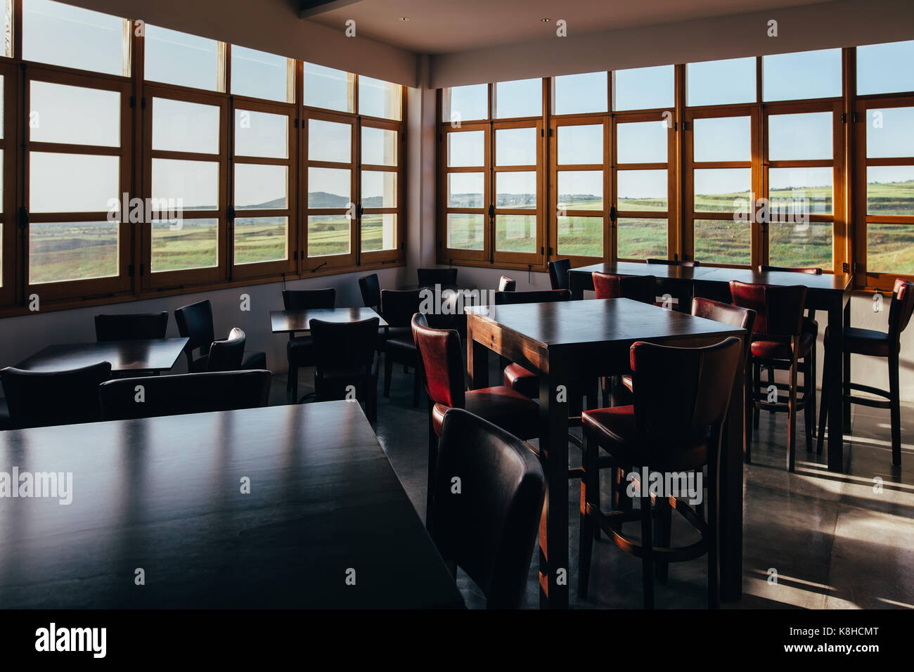Interior of empty restaurant on sunny day. linear perspective Stock ...