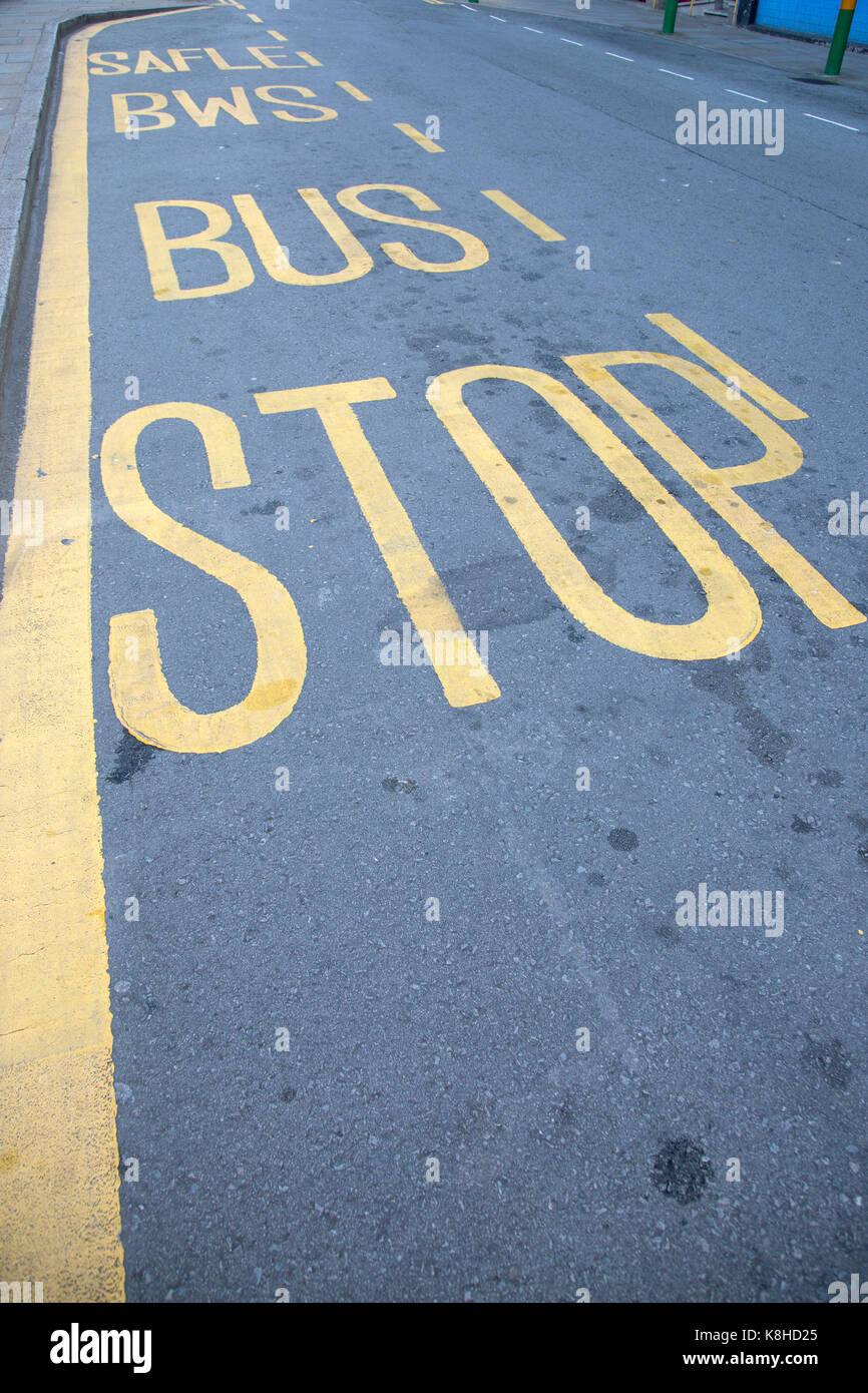 Bus Stop Sign in English and Welsh Languages Stock Photo - Alamy