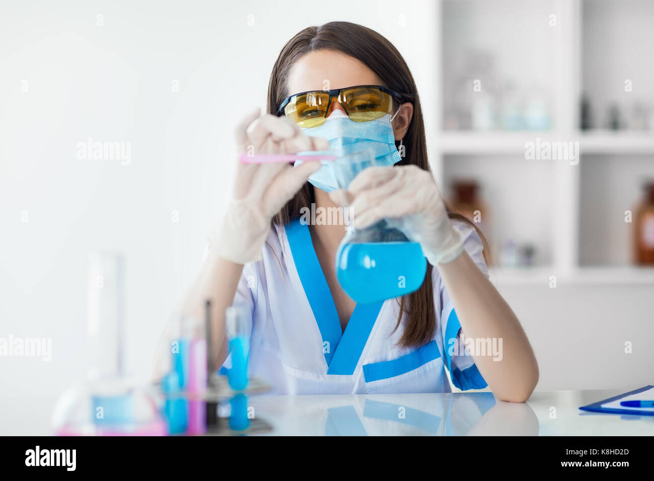 Chemical laboratory mask hi-res stock photography and images - Alamy
