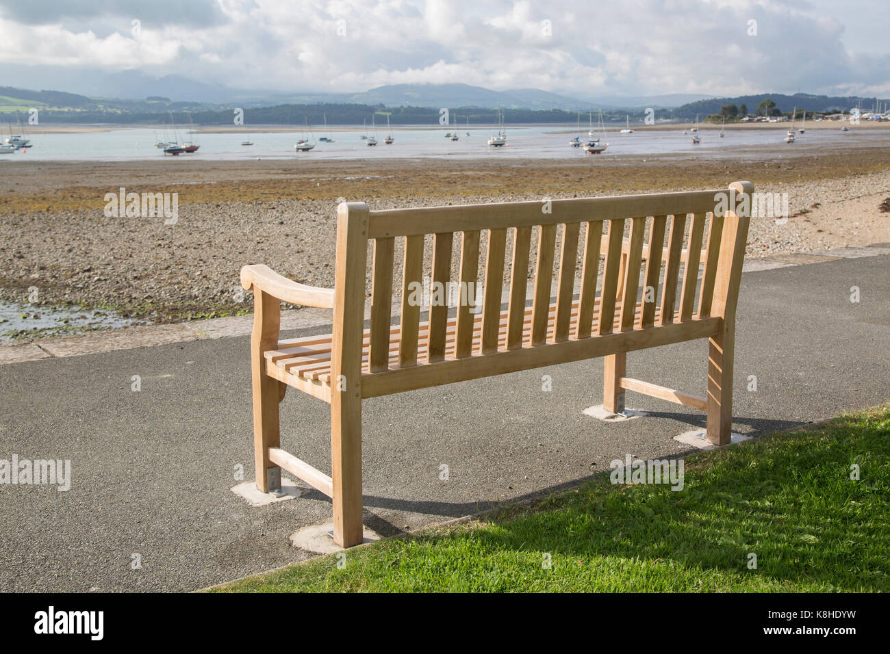 Bench on Seafront, Beaumaris, Anglesey, Wales, UK Stock Photo - Alamy