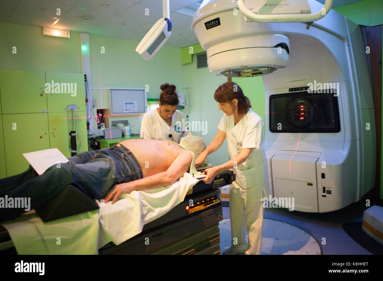 Radiotherapy mask hi-res stock photography and images - Alamy