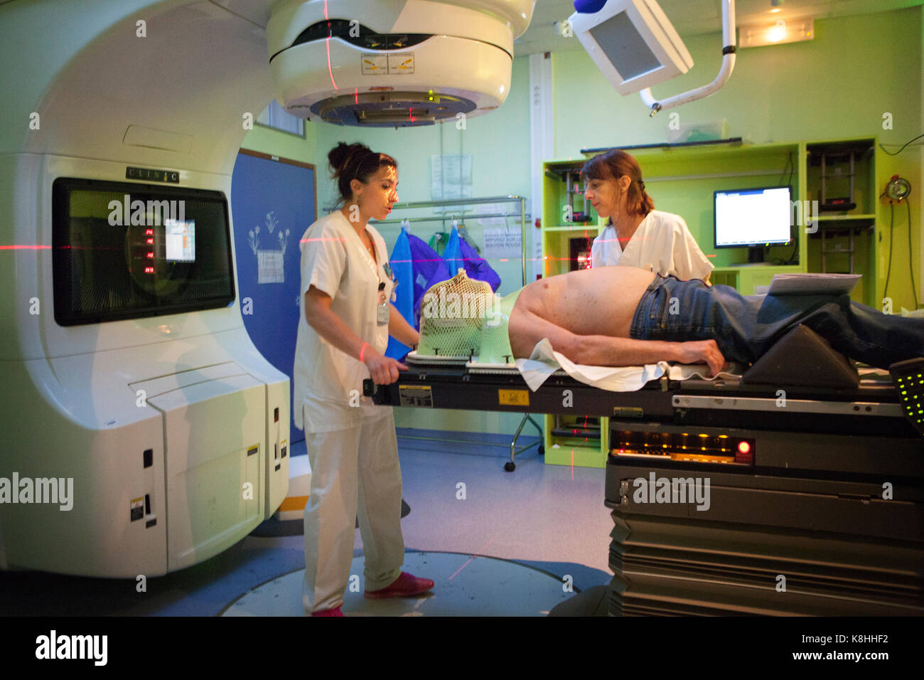 Radiotherapy mask hi-res stock photography and images - Alamy