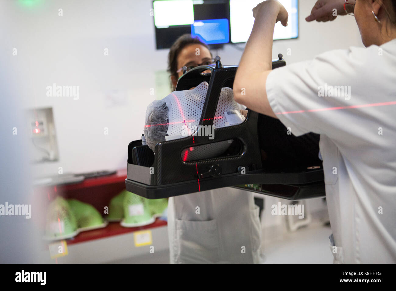 Radiotherapy mask hi-res stock photography and images - Alamy