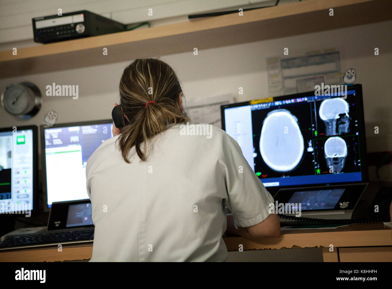 Intensity modulated radiation therapy hi-res stock photography and ...