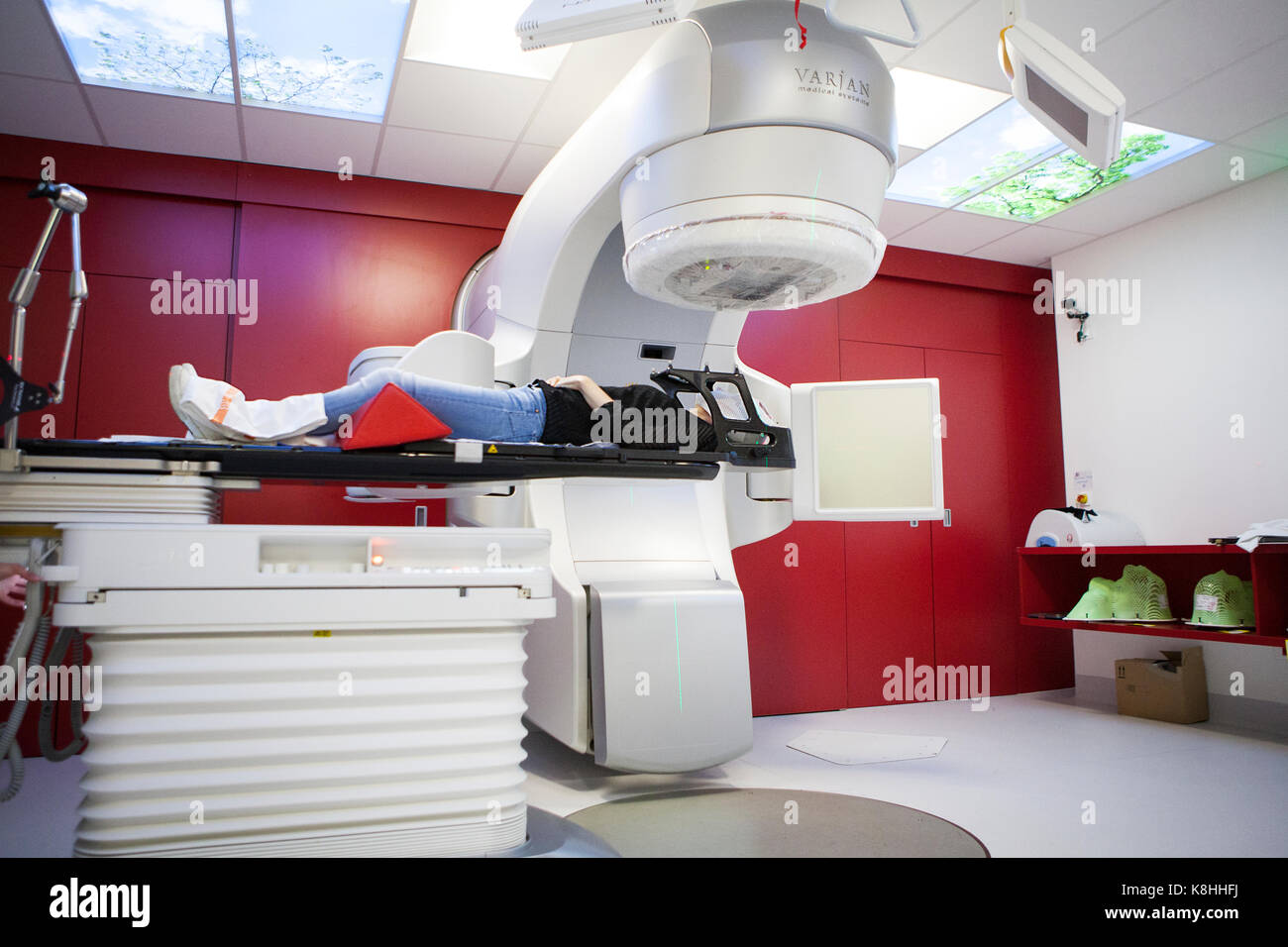 Intensity modulated radiation therapy hi-res stock photography and ...