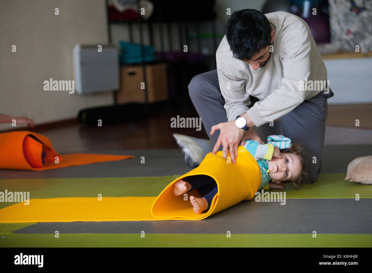 Parent activity hi-res stock photography and images - Alamy