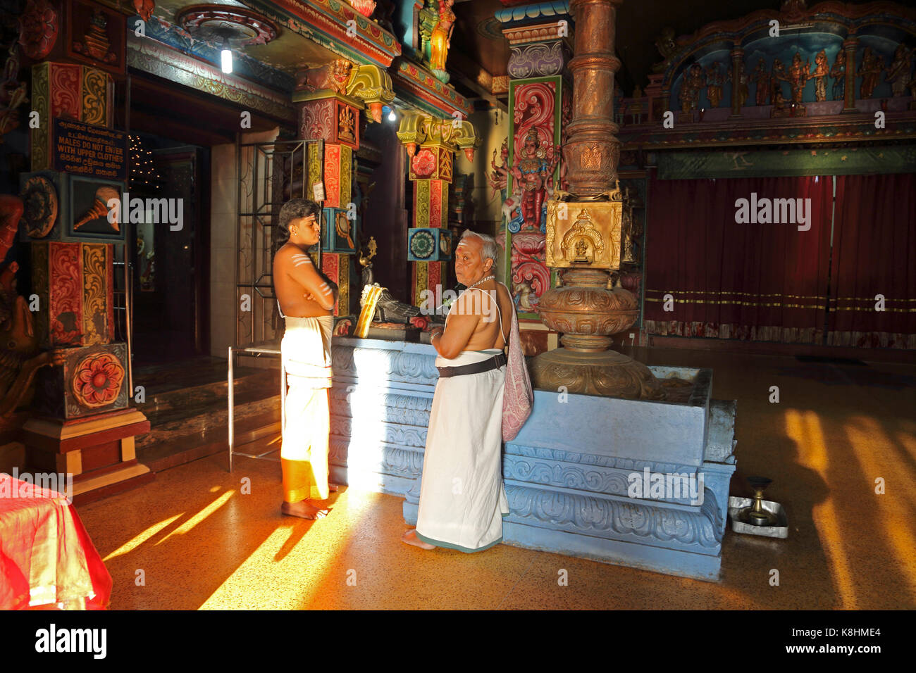 Pettah Colombo Sri Lanka New Kathiresan Kovil Temple Dedicated To War ...