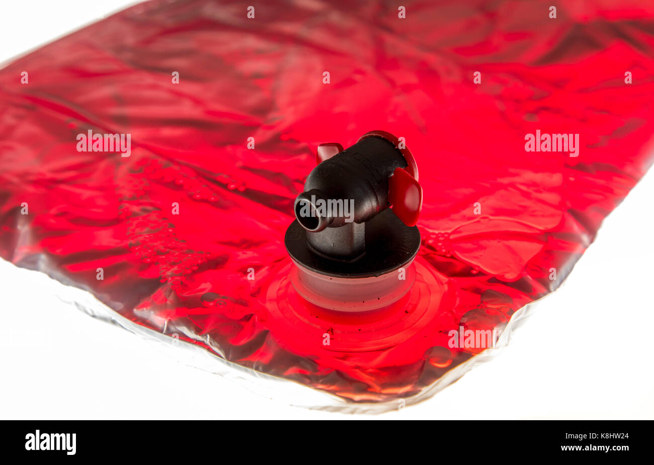 Wine pack, plastic bag, filled with red wine, convenient packaging, 5 ...