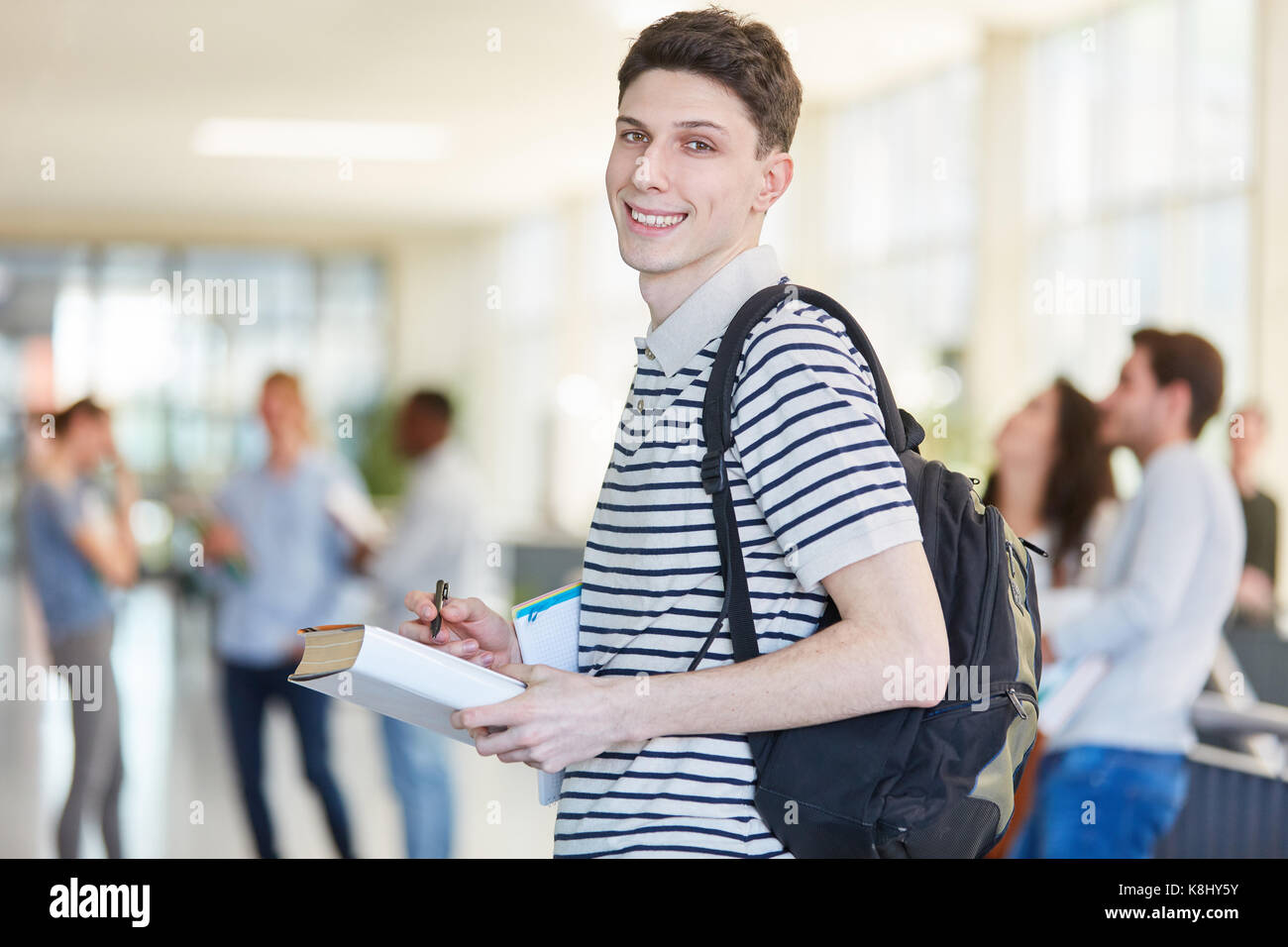 Happy trainee hi-res stock photography and images - Alamy