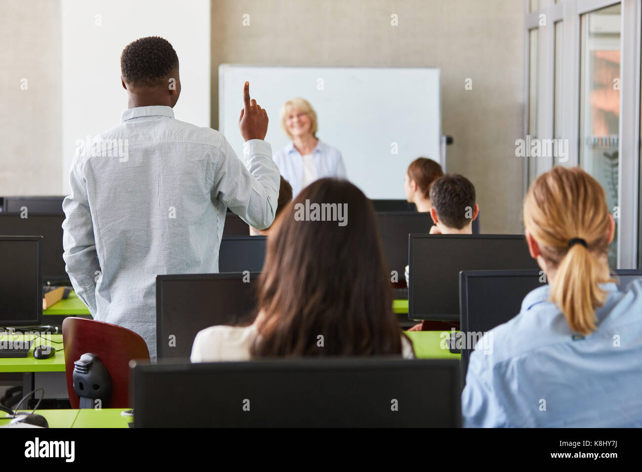 Answer question class hi-res stock photography and images - Alamy