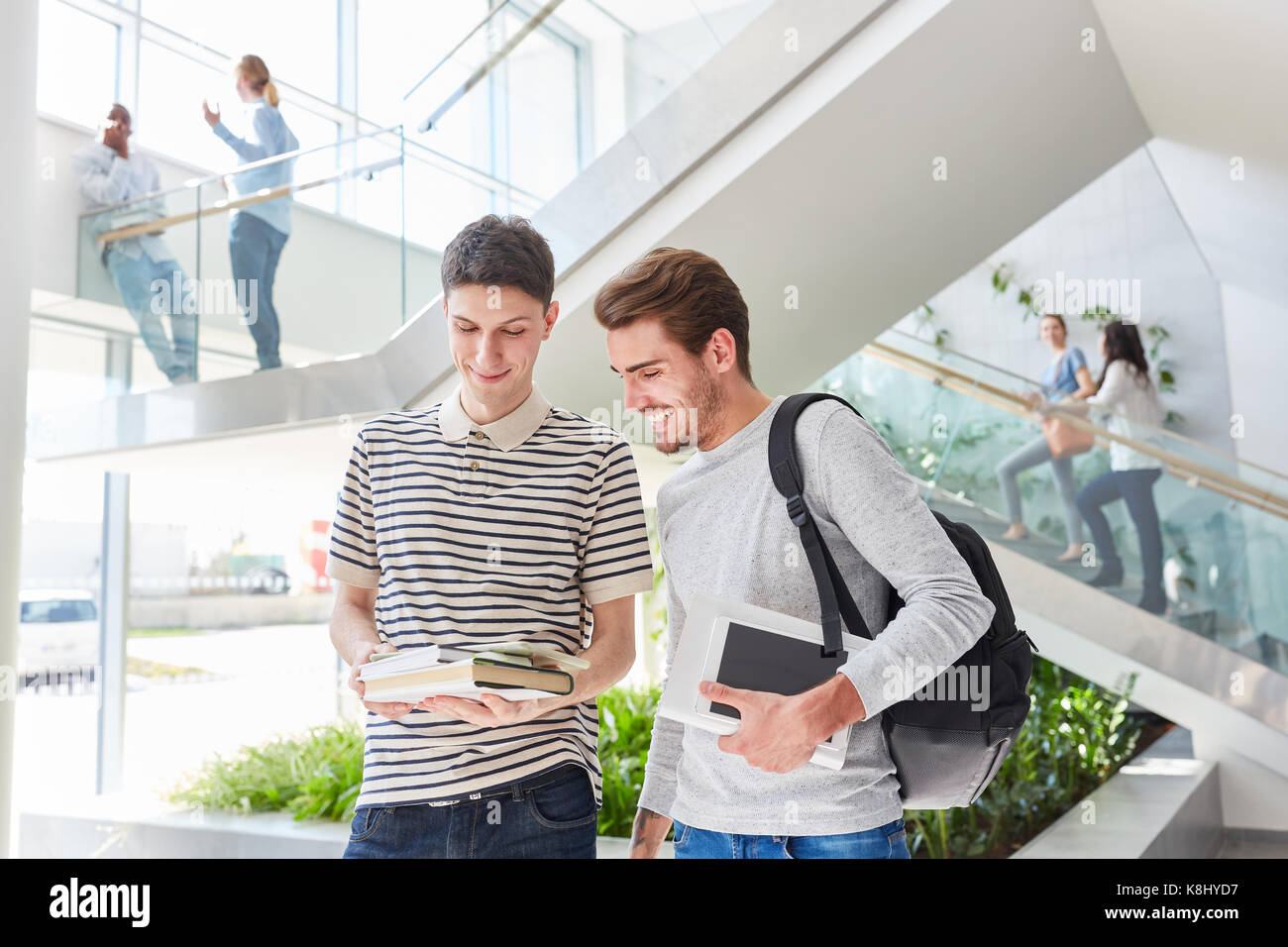Two college students study hi-res stock photography and images - Alamy