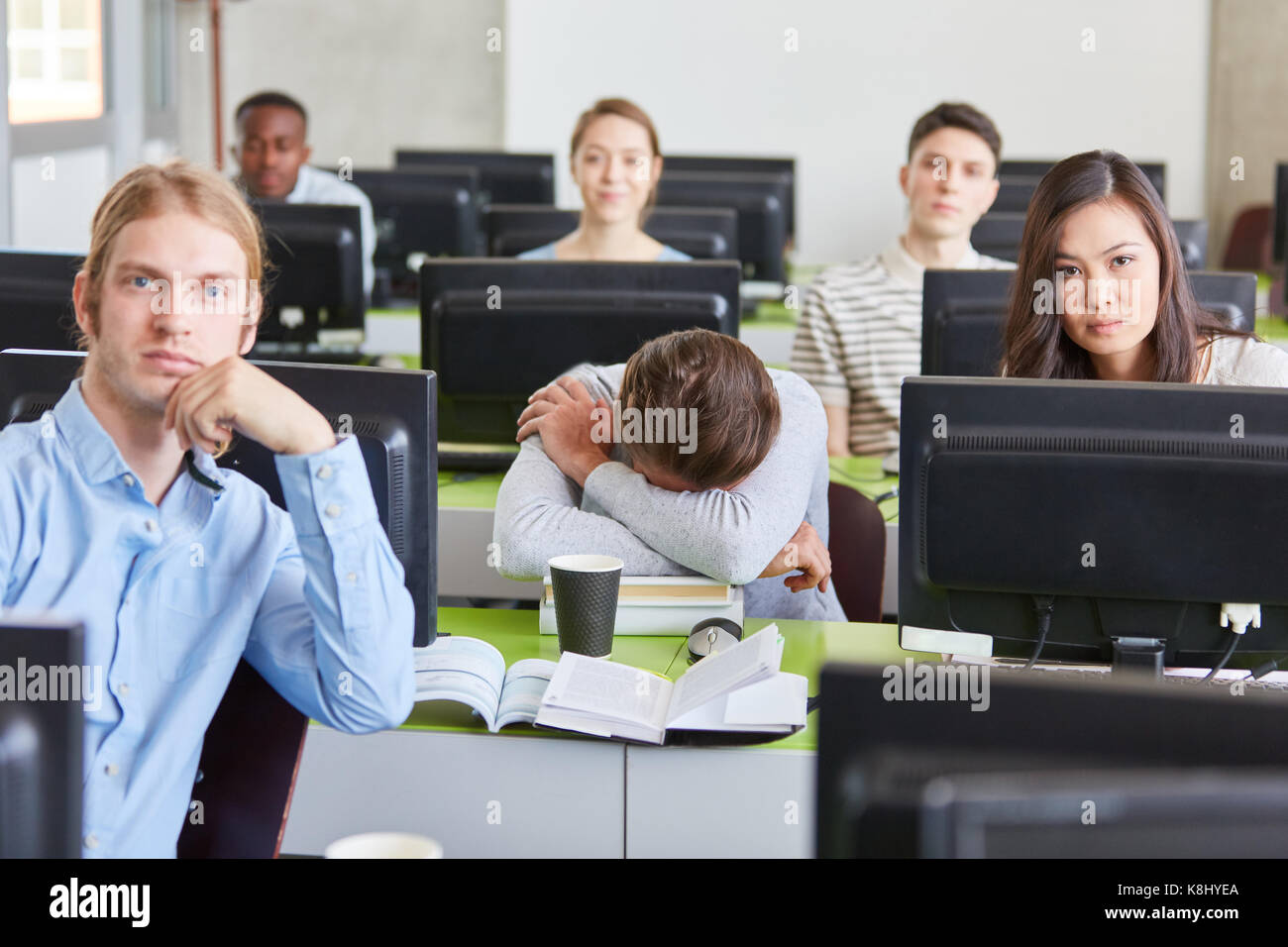Tired students hi-res stock photography and images - Alamy