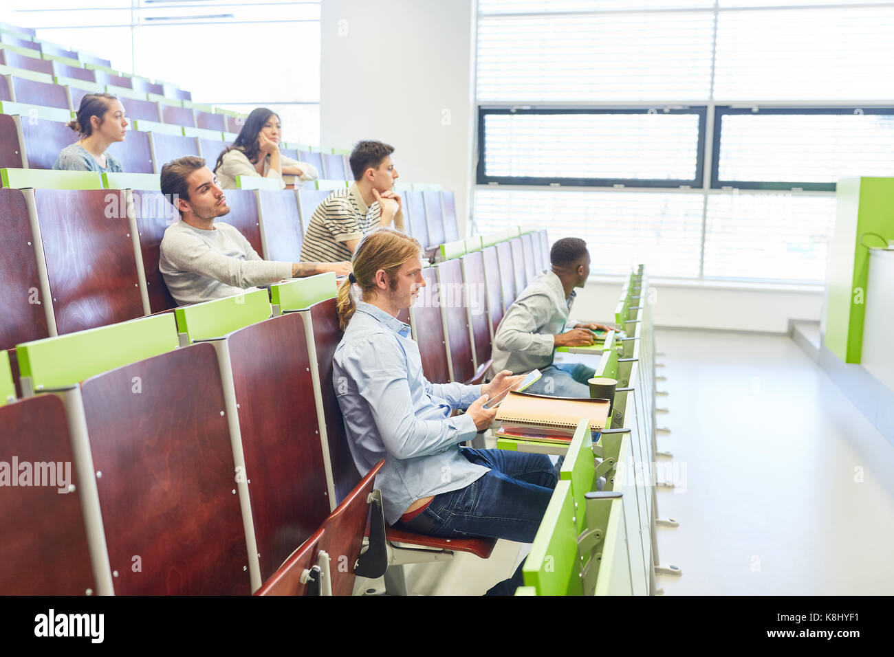 University Lecture Stock Photos & University Lecture Stock Images - Alamy