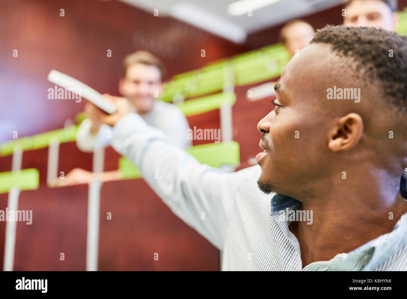 University student lecture hall hi-res stock photography and images - Alamy