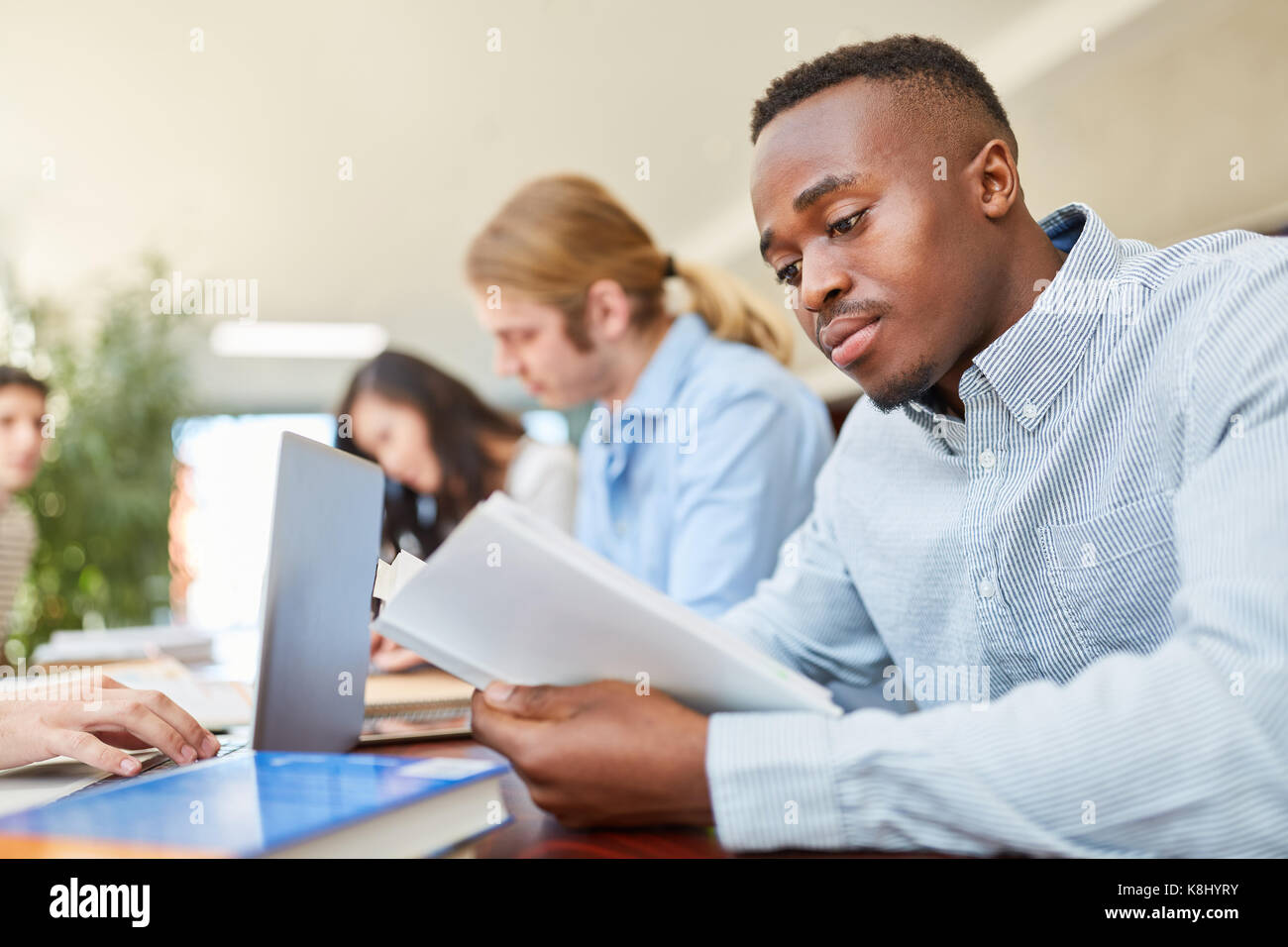 African language hi-res stock photography and images - Alamy