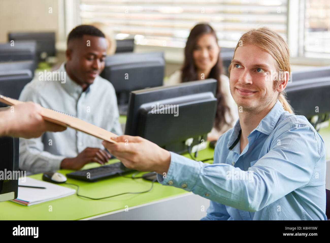 Student learns classroom hi-res stock photography and images - Alamy