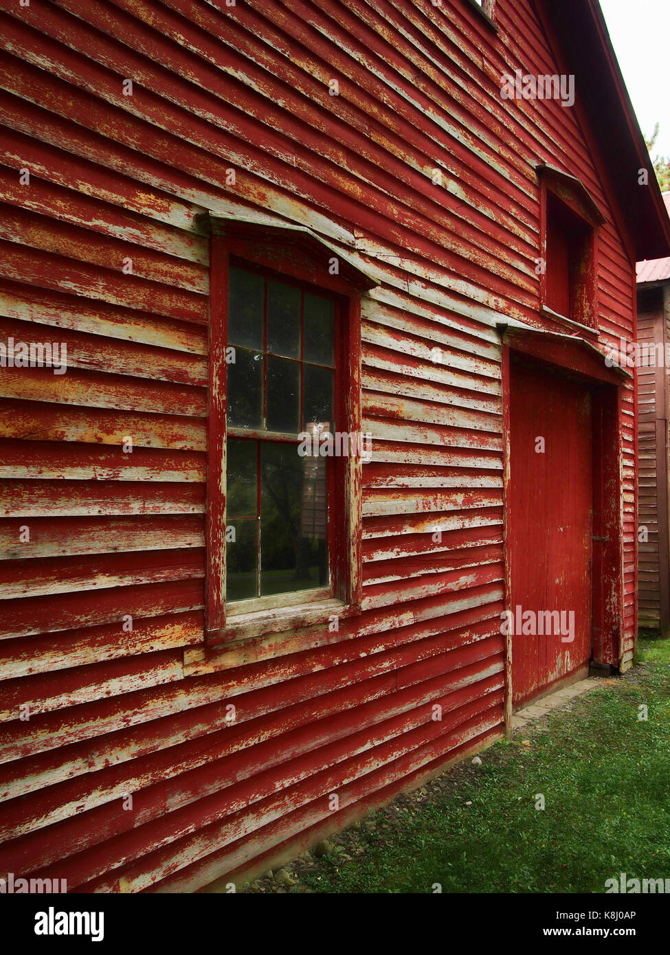 old red barn Stock Photo - Alamy