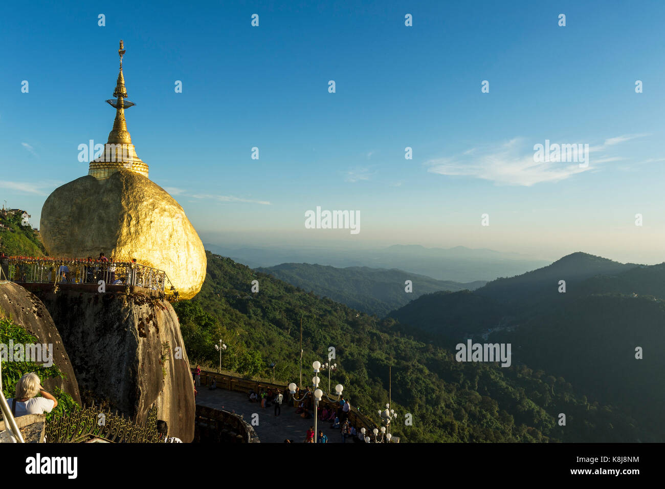 Myanmar sacred site hi-res stock photography and images - Alamy