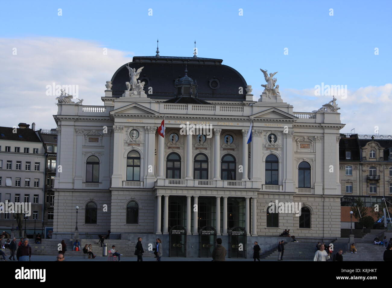 Zurich Opera House (Opernhaus Zurich) in Swiss Stock Photo - Alamy
