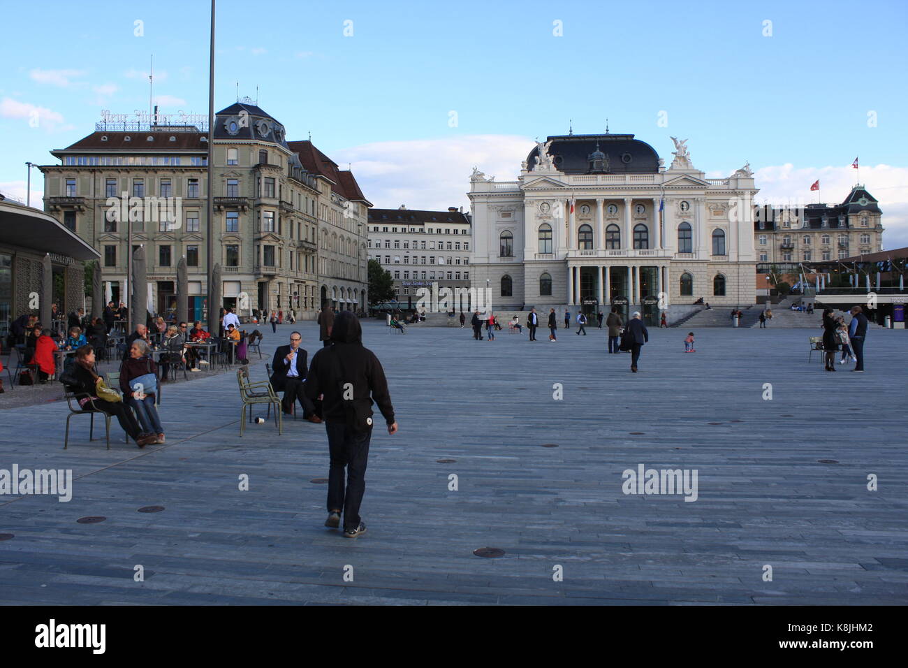 Zurich Opera House (Opernhaus Zurich) in Swiss Stock Photo - Alamy