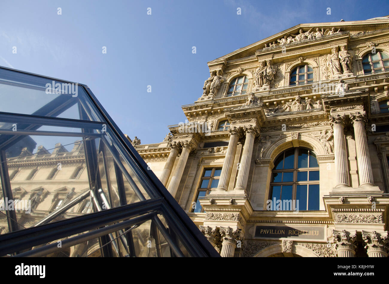 Modern vs classic architecture hi-res stock photography and images - Alamy
