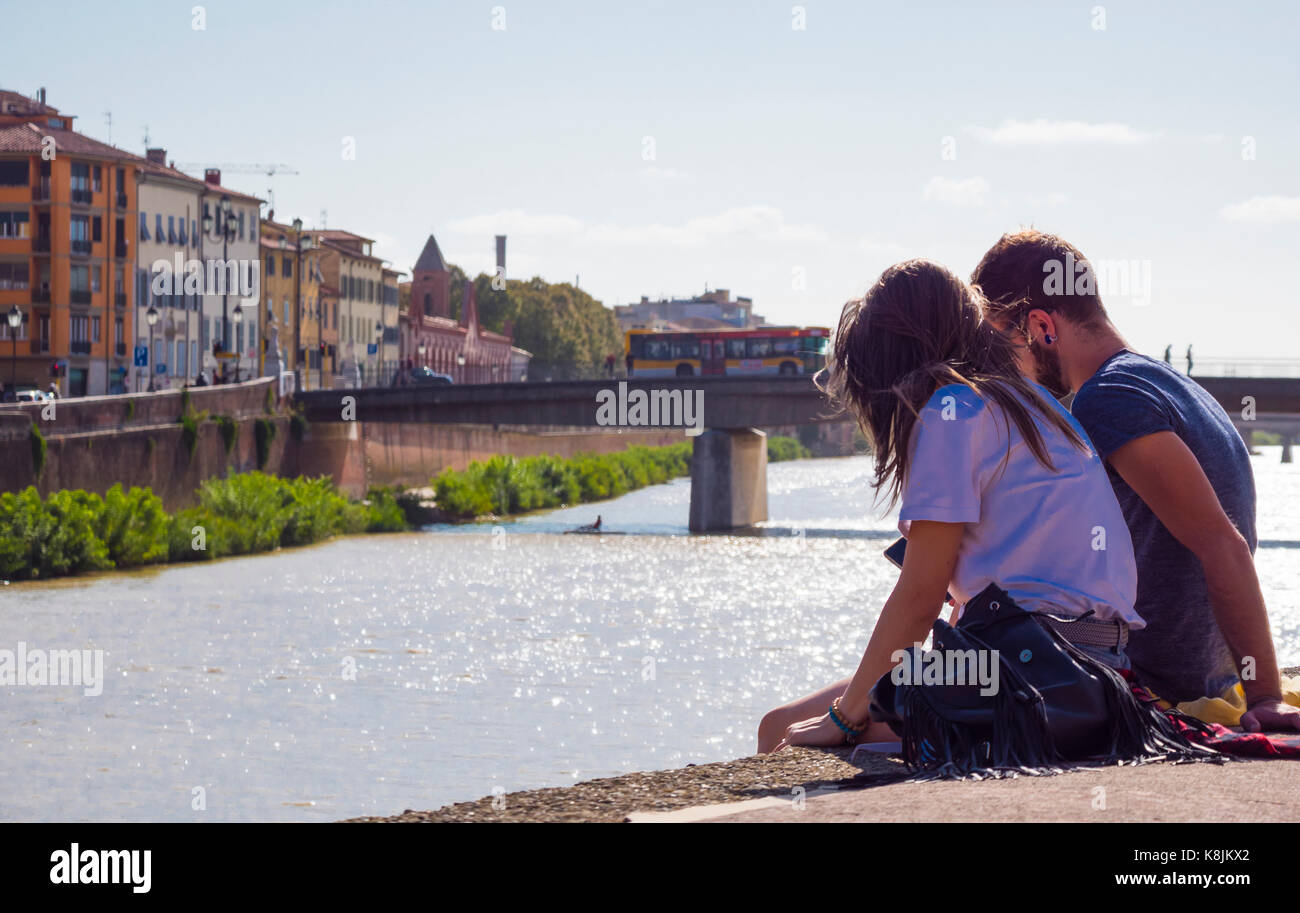 Leaning tower of pisa couple hi-res stock photography and images - Alamy