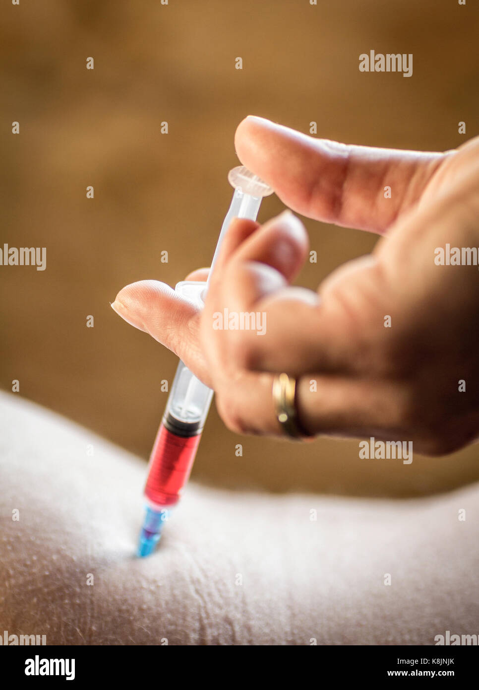 The procedure for injecting drugs at home close-up Stock Photo - Alamy