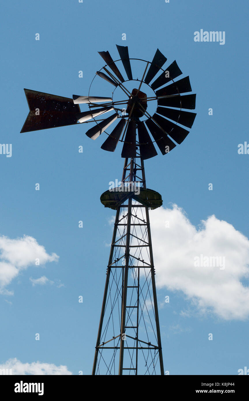 Windmill roadside hi-res stock photography and images - Alamy