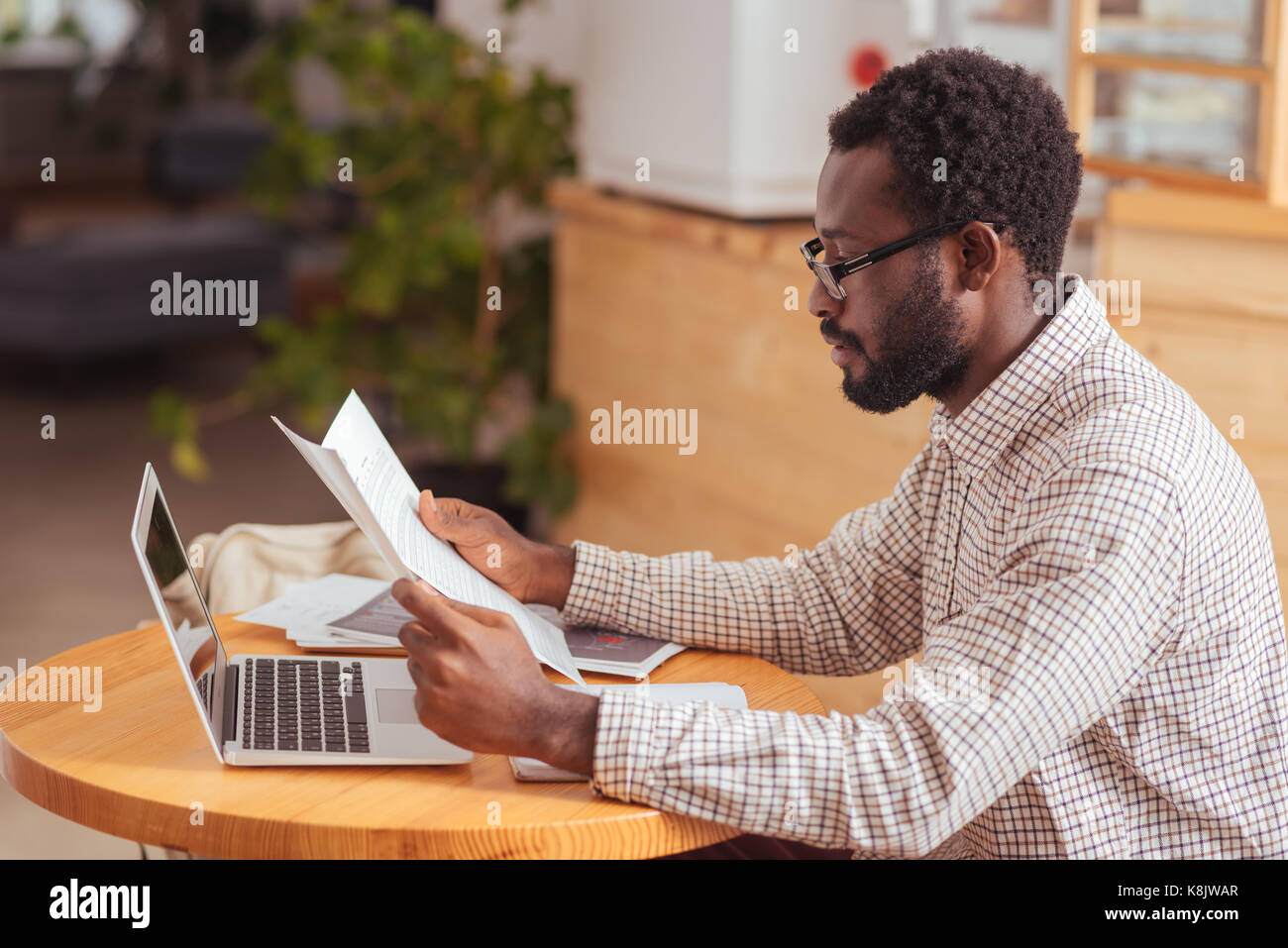 Digitalization of documents hi-res stock photography and images - Alamy